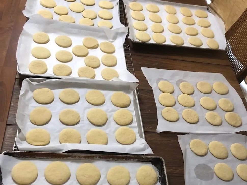 Schmaundtkuchen and Christmas baking: Sisters share a sweet Mennonite ...