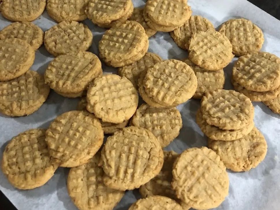 Schmaundtkuchen and Christmas baking: Sisters share a sweet Mennonite ...