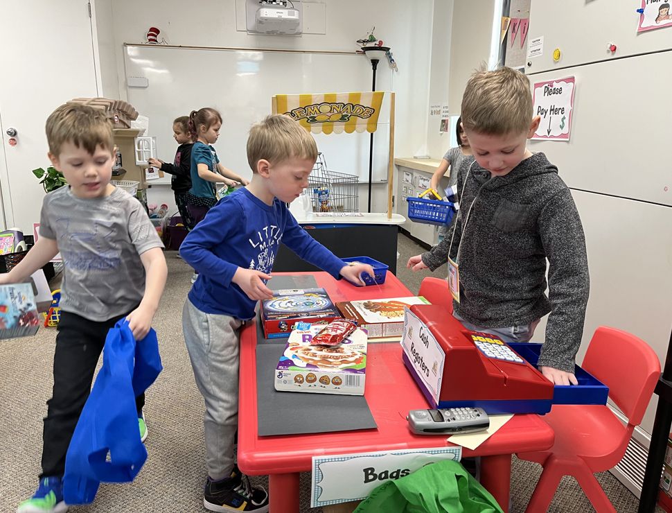 Kindergarten teacher finds fun ways to engage students of all ages ...