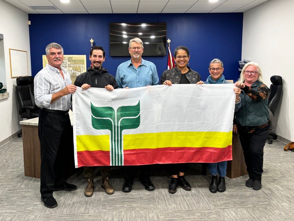 St. Pierre-Jolys raises Franco-Manitoban and Métis flags and celebrate ...