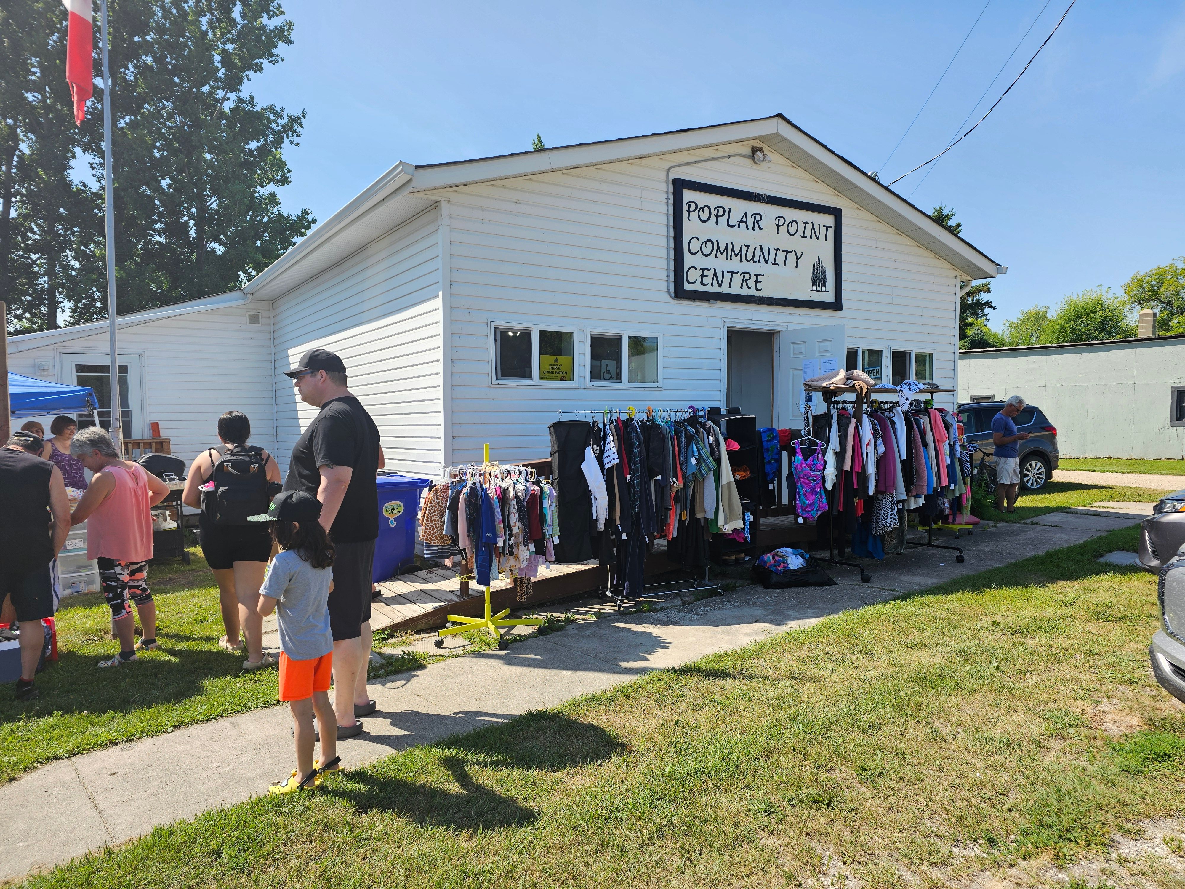 Poplar Point unites at barbeque fundraiser for fire-affected Holben ...