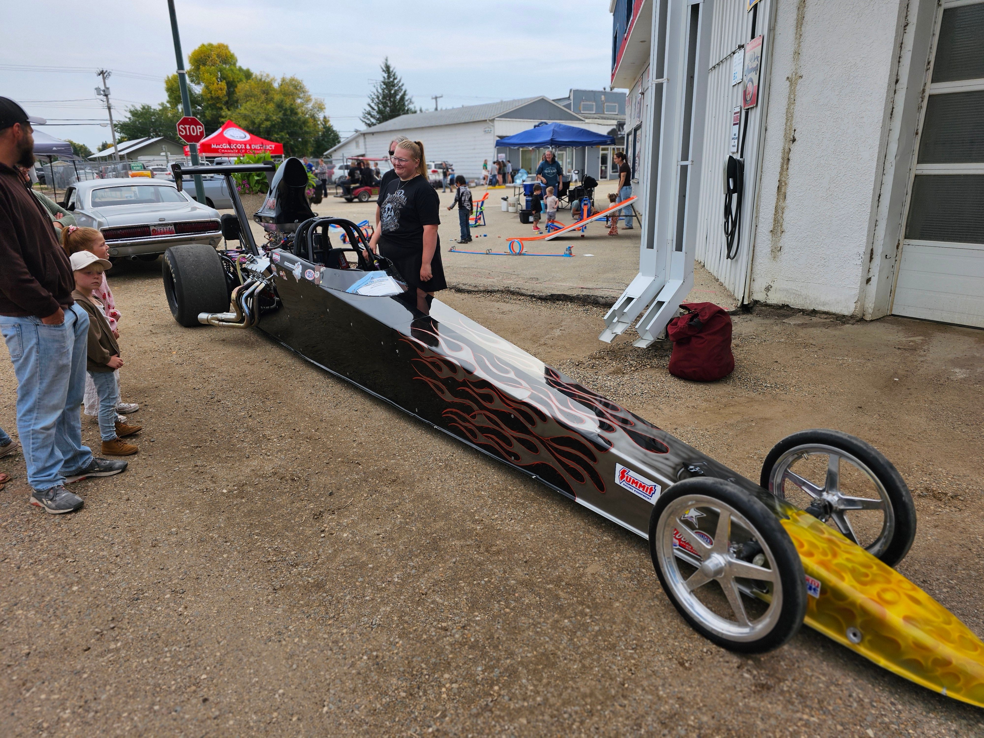 Crowds gather for MacGregor fall fest 2025 - PortageOnline.com - Local ...