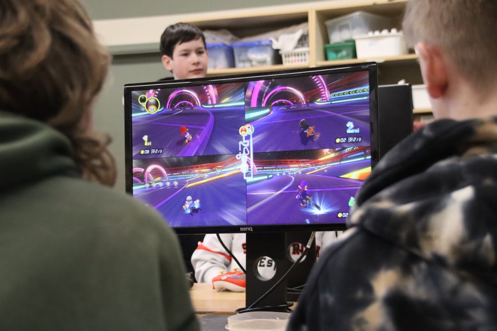 "A chance to wear the jersey": SMS students find belonging on esports ...