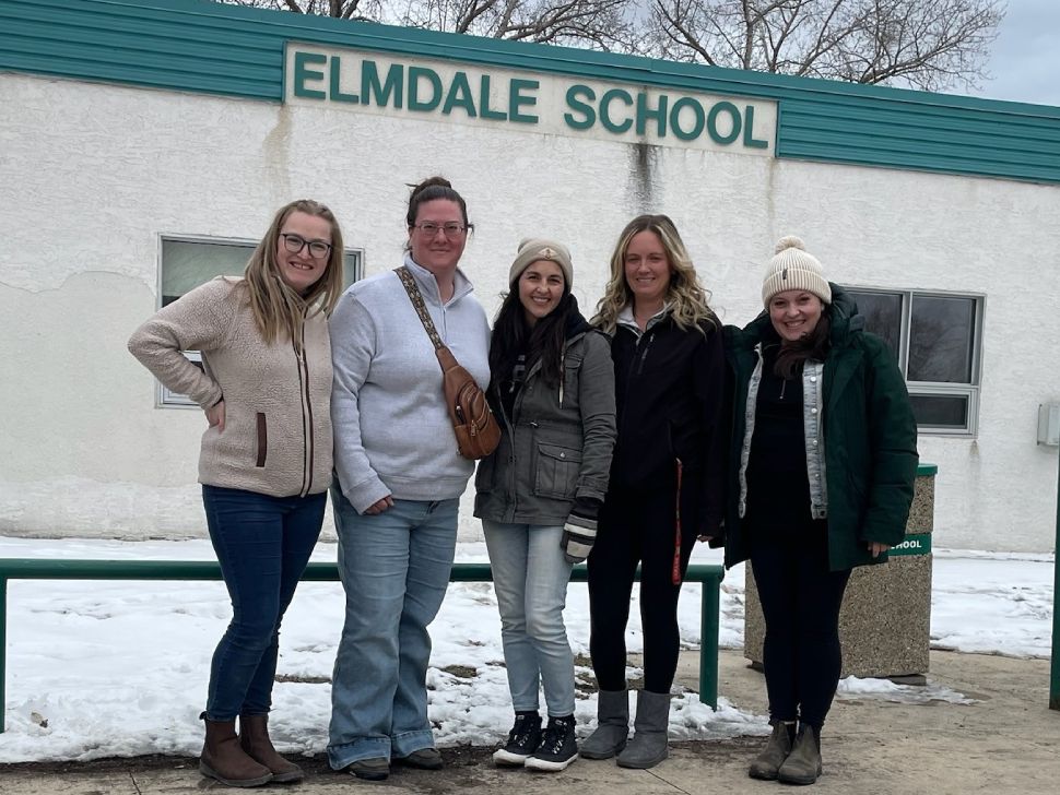 Elmdale parents selling retro t-shirts in honour of the school's 70th ...