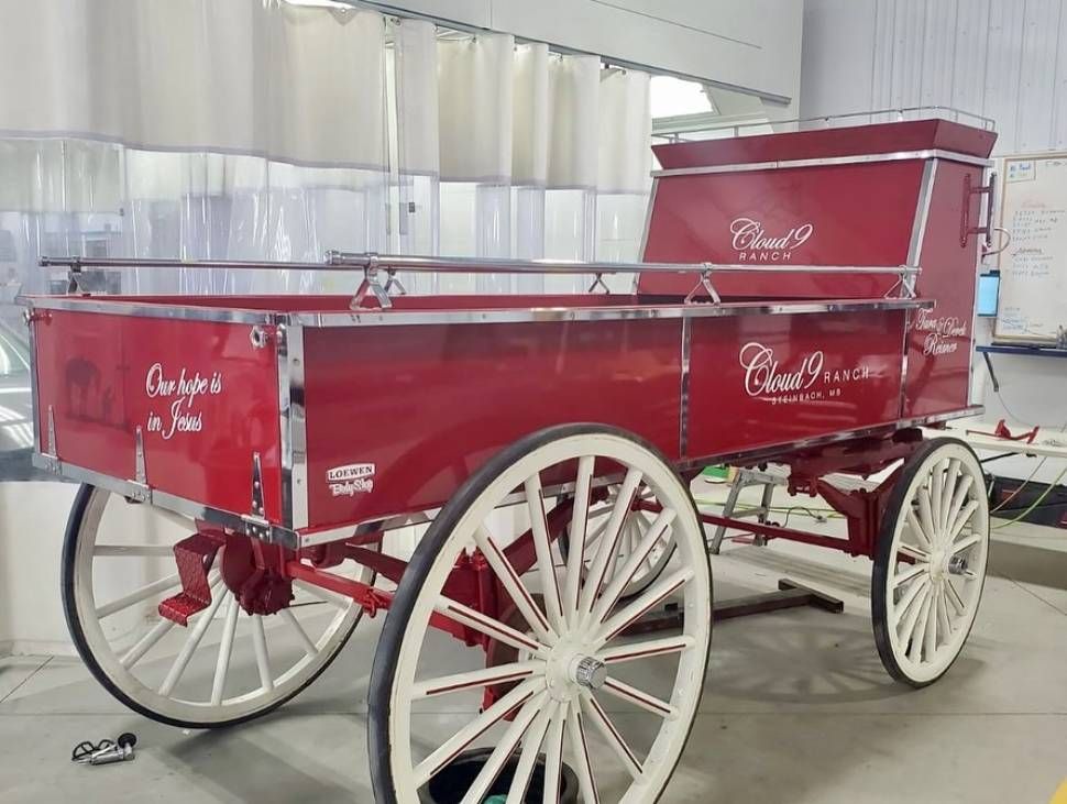 Team effort and long hours bring vintage wagon back to life at Loewen ...
