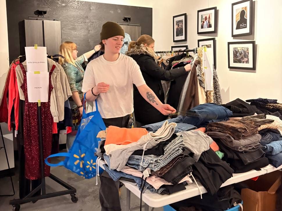 Gather Manitoba finds success building community through art ...