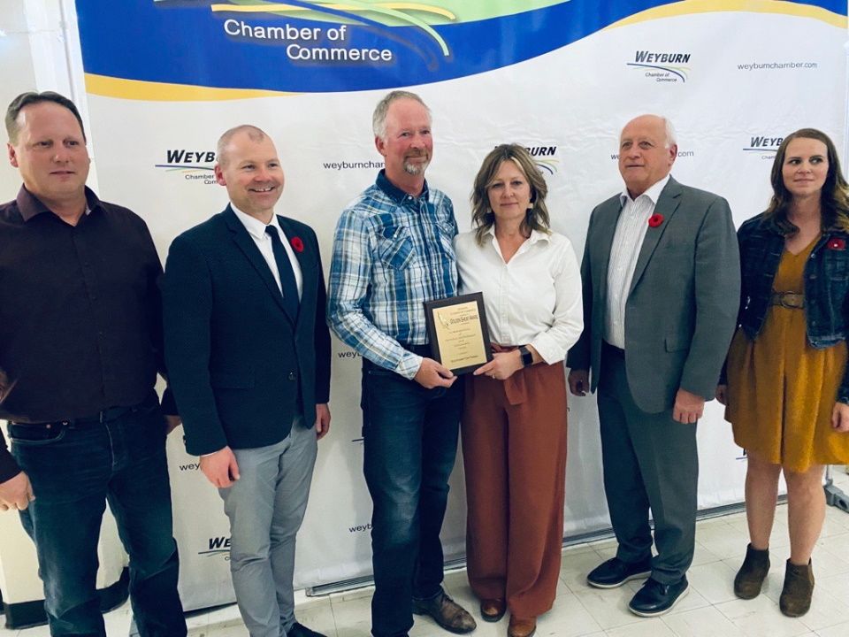 Whitrow family receives Golden Sheaf Award - DiscoverWeyburn.com ...