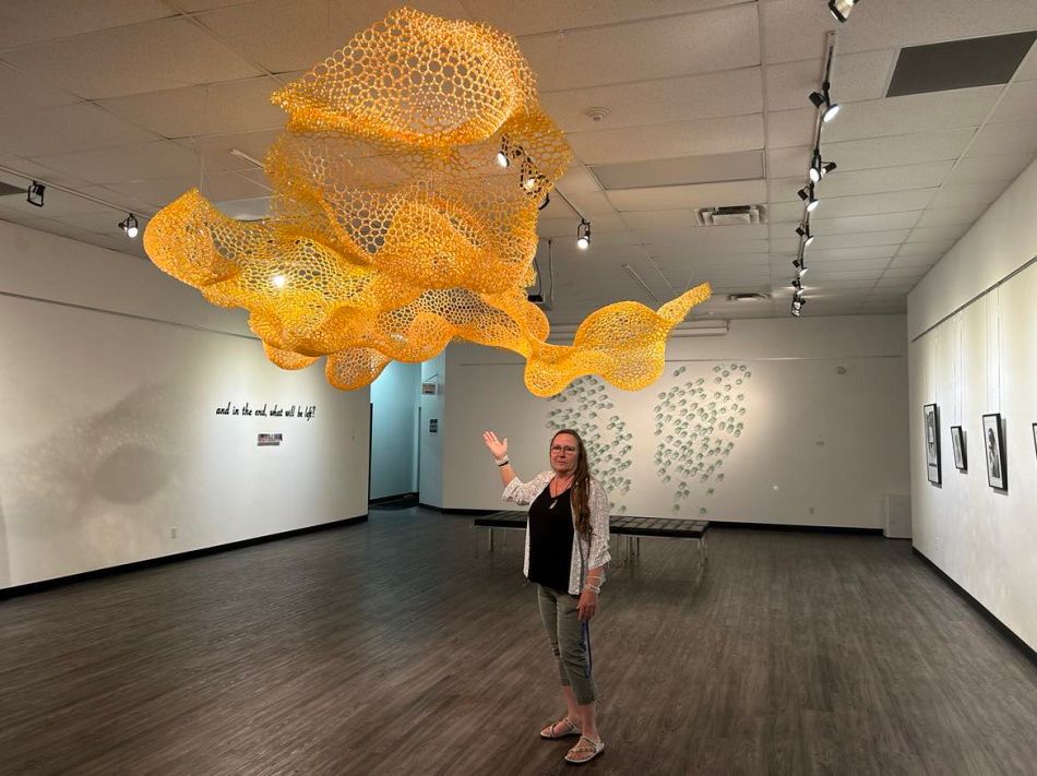 American Artist brings powerful exhibit to Portage la Prairie ...