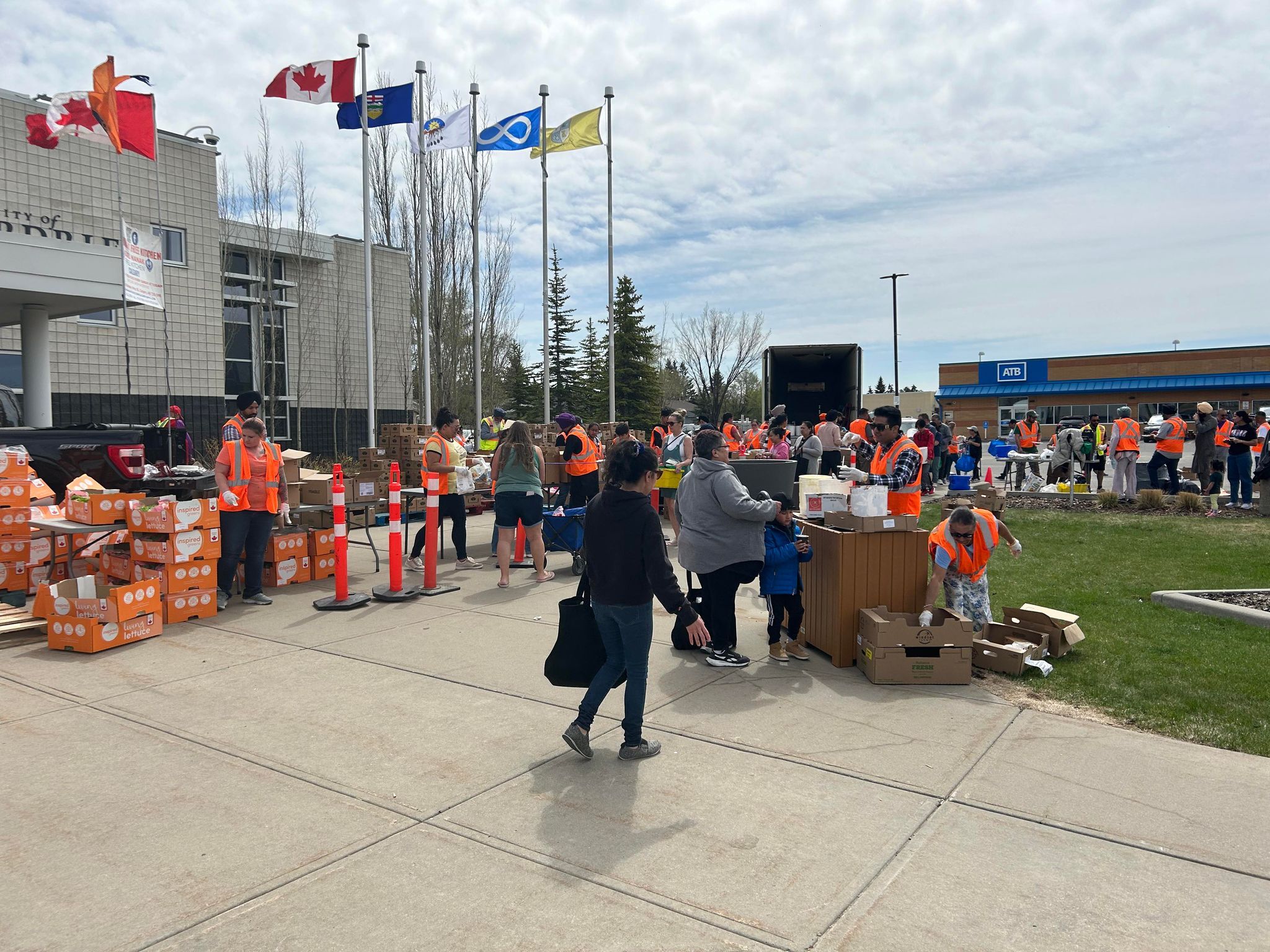 Free food handed out in Airdrie on Sunday - DiscoverAirdrie.com - Local ...