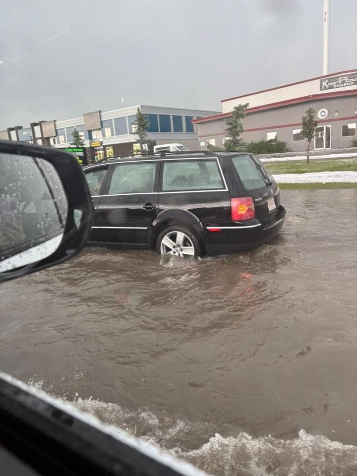 Fast-moving storm leaves its mark on Airdrie - DiscoverAirdrie.com ...