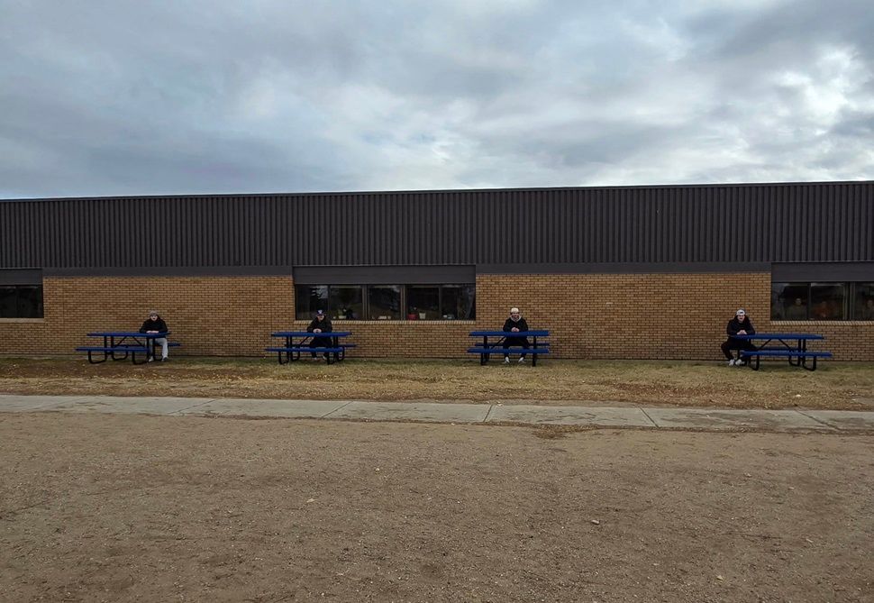 Team effort transforms Elizabeth Middle School’s outdoor area ...