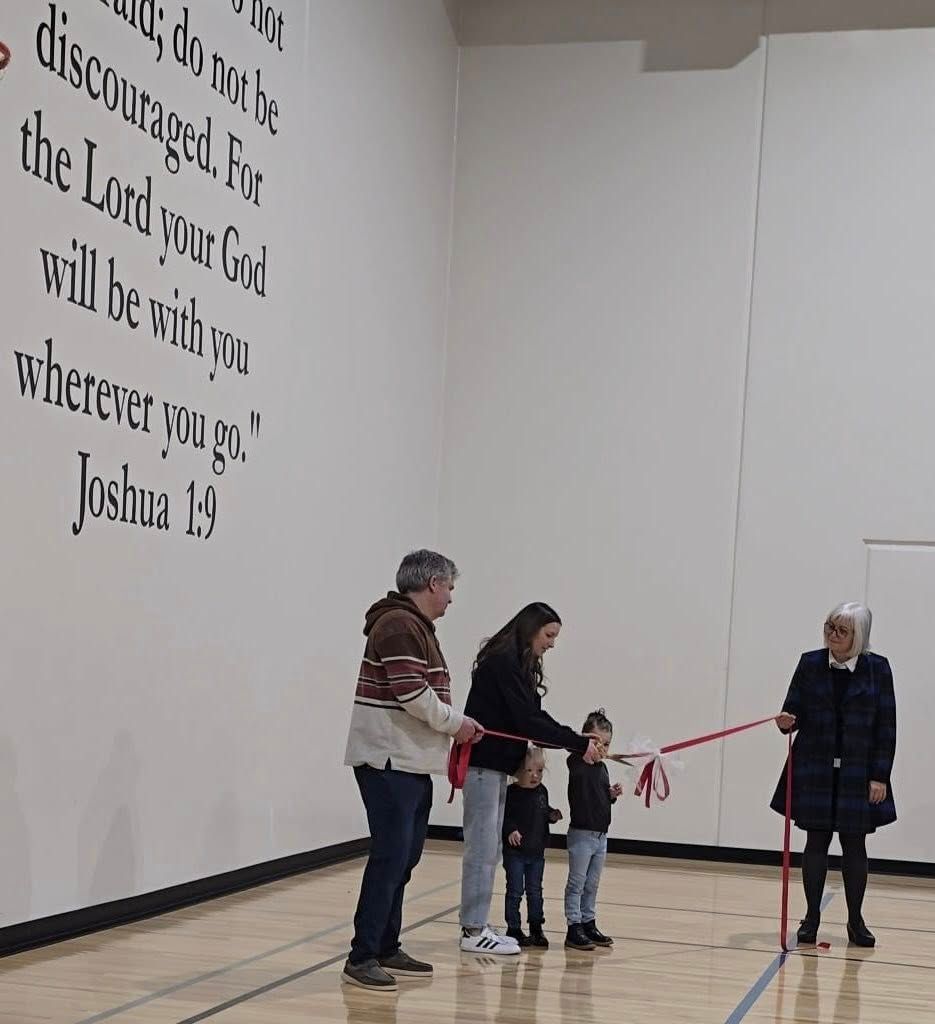Rimbey Christian School dedicates gym to beloved teacher ...