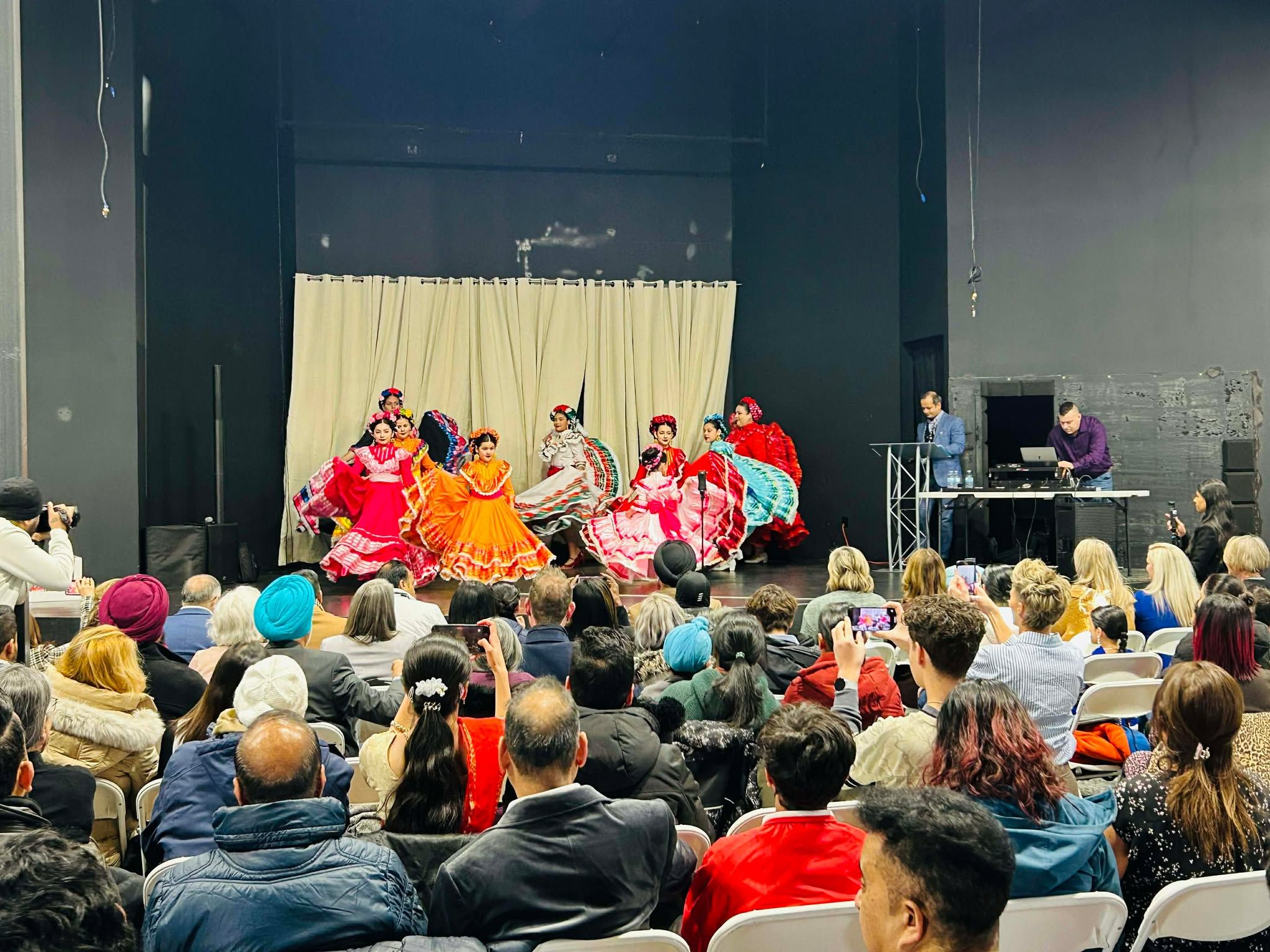 Premier Smith meets residents at Airdrie event - DiscoverAirdrie.com - Local News, Weather ...