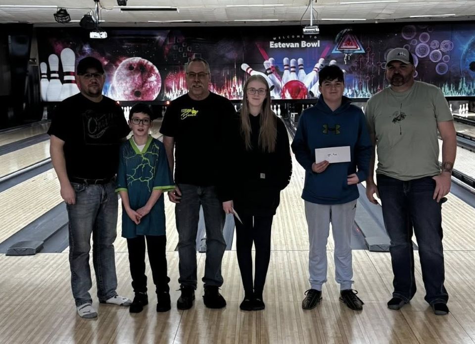 Family Twosome tournament brings tight competition to Estevan Bowl ...