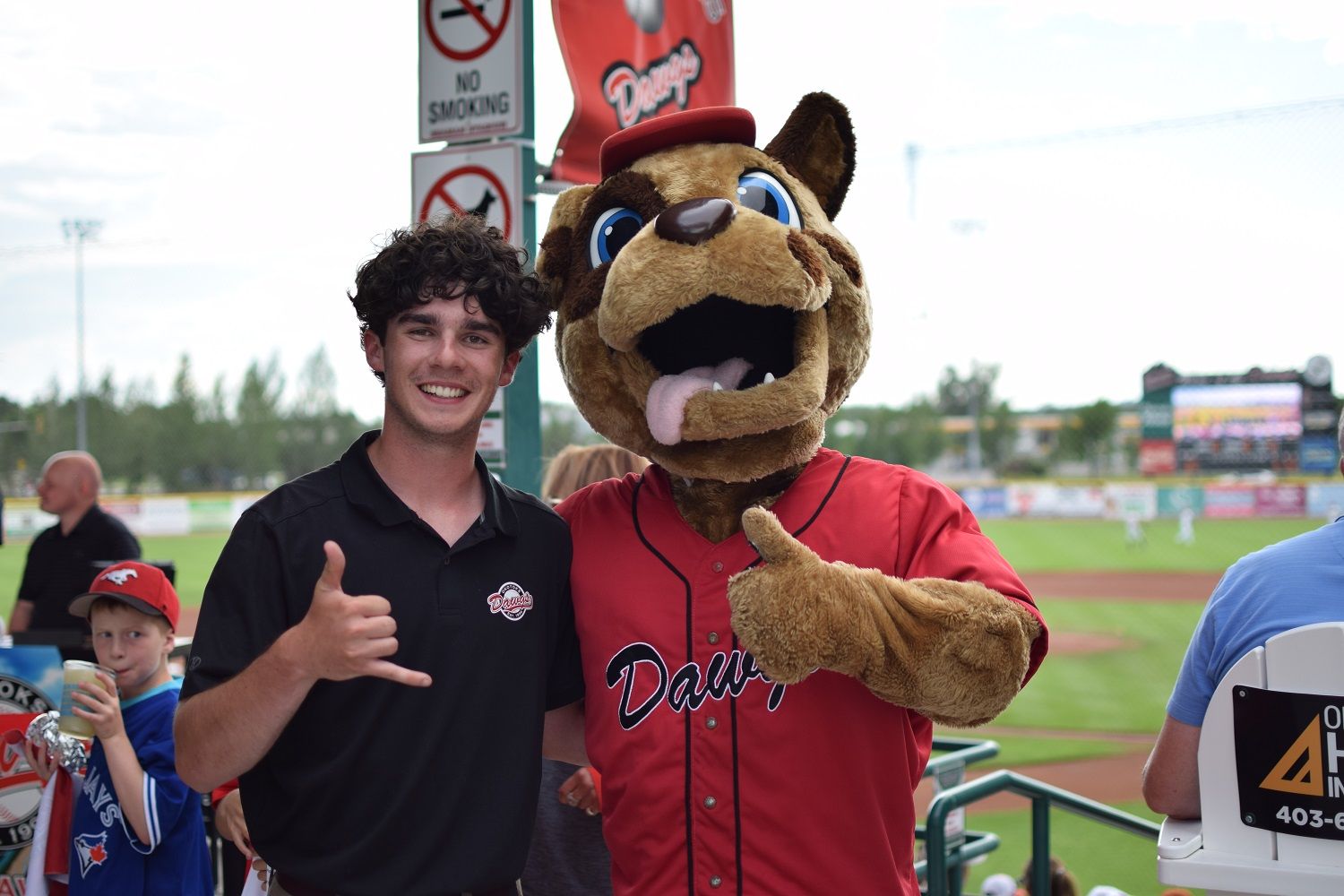 (Photo Story) Behind the scenes of an average Dawgs game ...