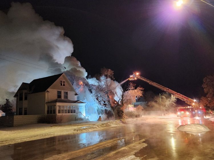 Firefighters battle downtown blaze, occupant safety remains unknown ...