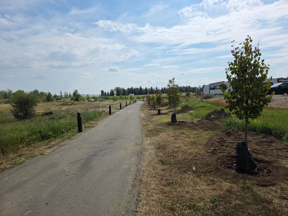 Go Green spouts new efforts in Swift Current parks and pathways ...
