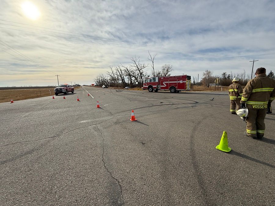 Three in hospital after crash near Brooks: RCMP - StrathmoreNow.com ...