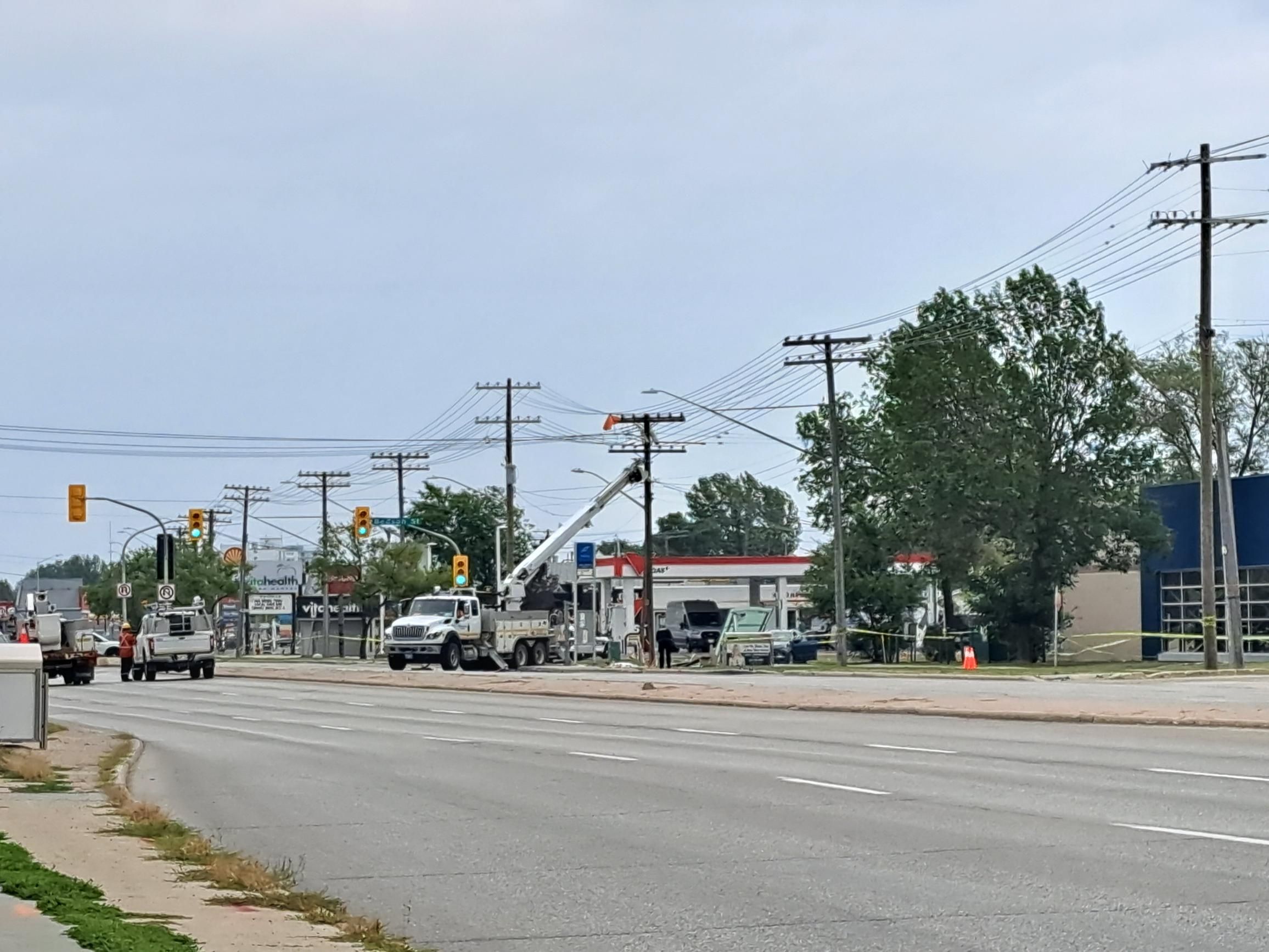 1 dead, 3 sent to hospital following Portage Ave. collision - CHVNRadio ...