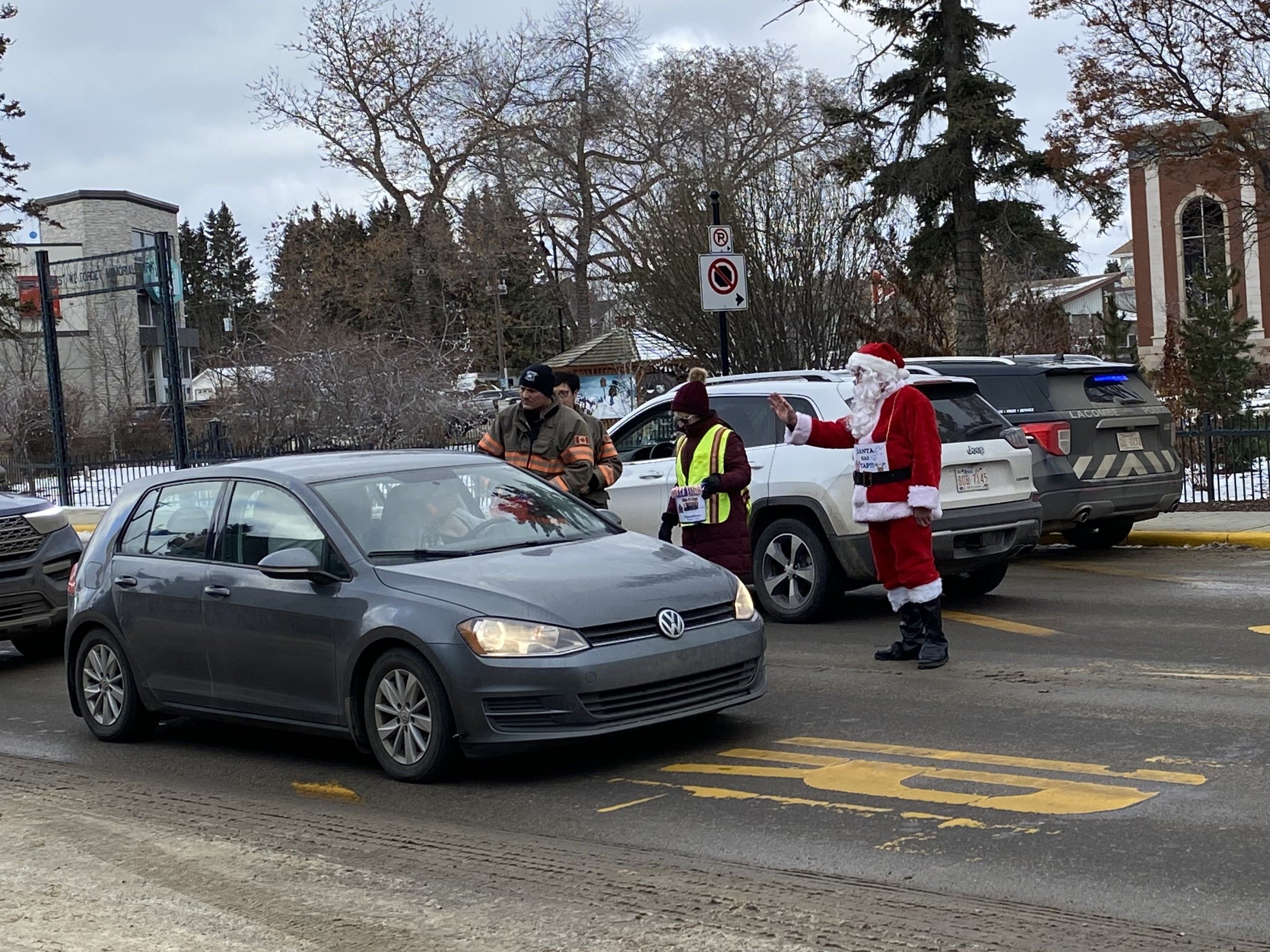 Toys, food and festive fun: Lacombe Charity Checkstop returns ...