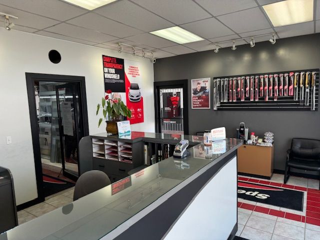 SPONSORED: New Speedy Glass owner prioritizes experience, technology ...