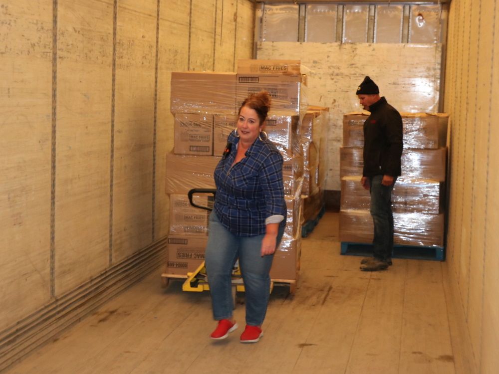 Moose Jaw Food Bank restocks shelves after receiving over 43K pounds of ...