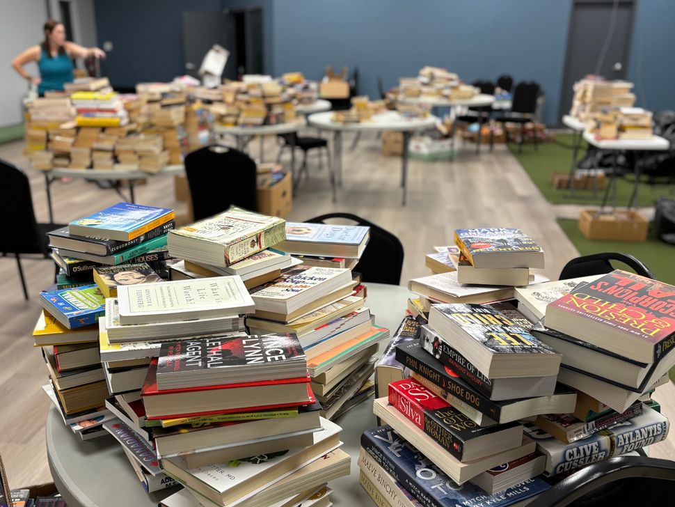 Niverville’s new lending library coming to life in Centennial Arena's ...