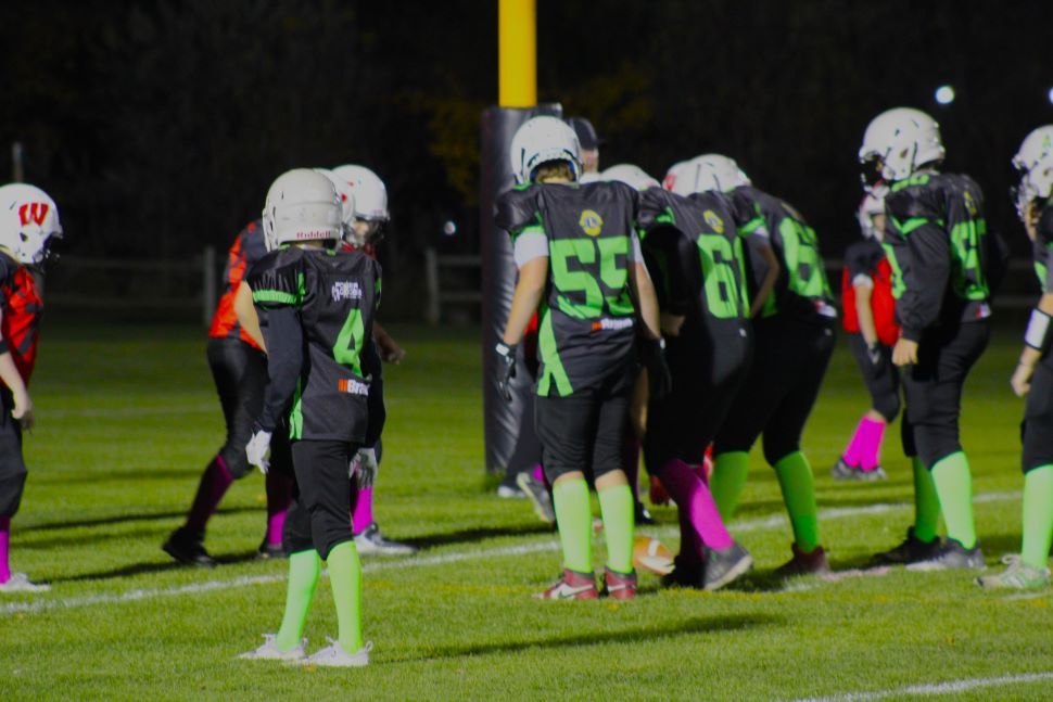 Oilers fight to the end in tough loss to Weyburn Falcons ...