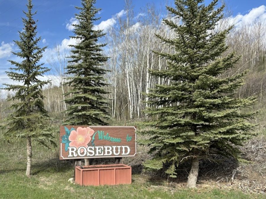 Painting weekend blends art and prairie history in Rosebud ...