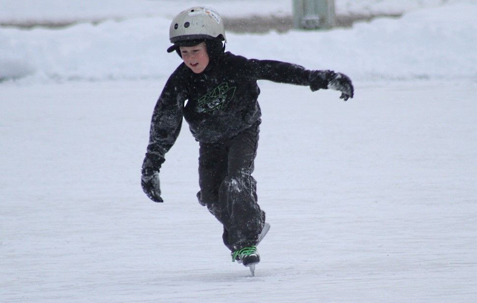 New rink opens for skating - CochraneNow: Cochrane, Alberta's latest ...