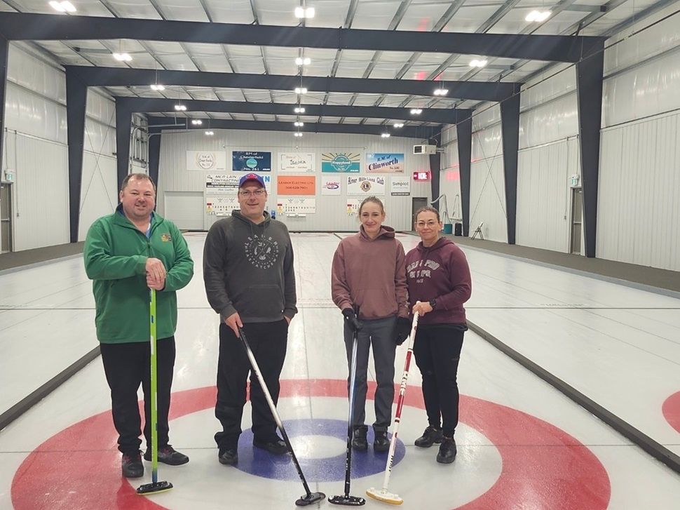 Leader Curling Club hosts exciting annual skins bonspiel ...