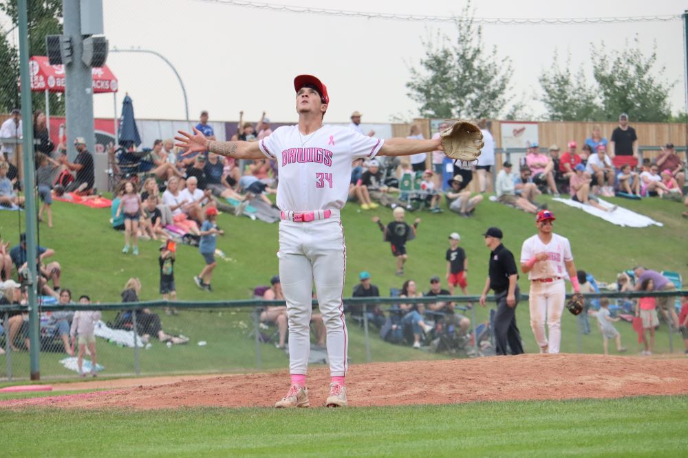 The Dawgs are bringing back three big time players - OkotoksOnline.com ...