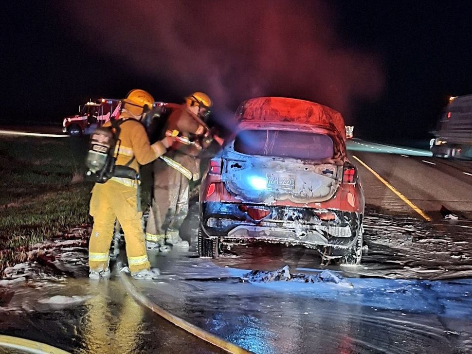 Austin Fire Department responds to late-night vehicle fire ...
