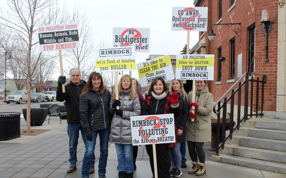 Biodigester protesters get support in downtown High River ...