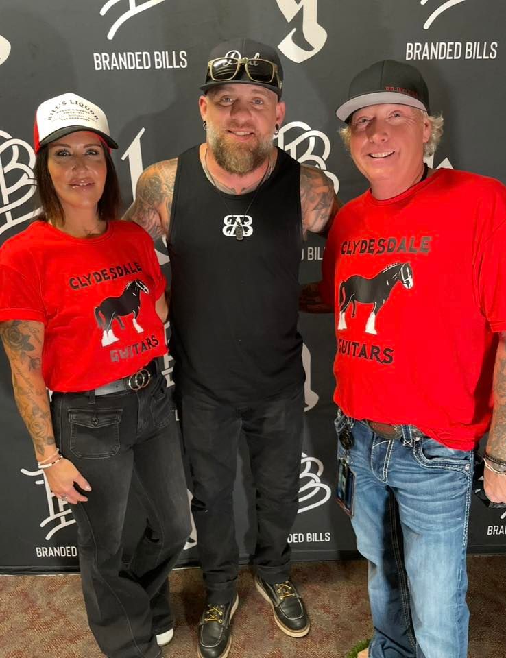 Country Star Brantley Gilbert opens up about family, fans, and his new ...