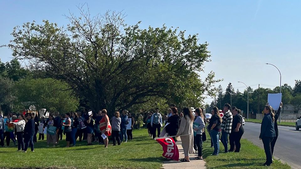 'The patients deserve better': 200 members of CUPE Local 5430 rally in ...