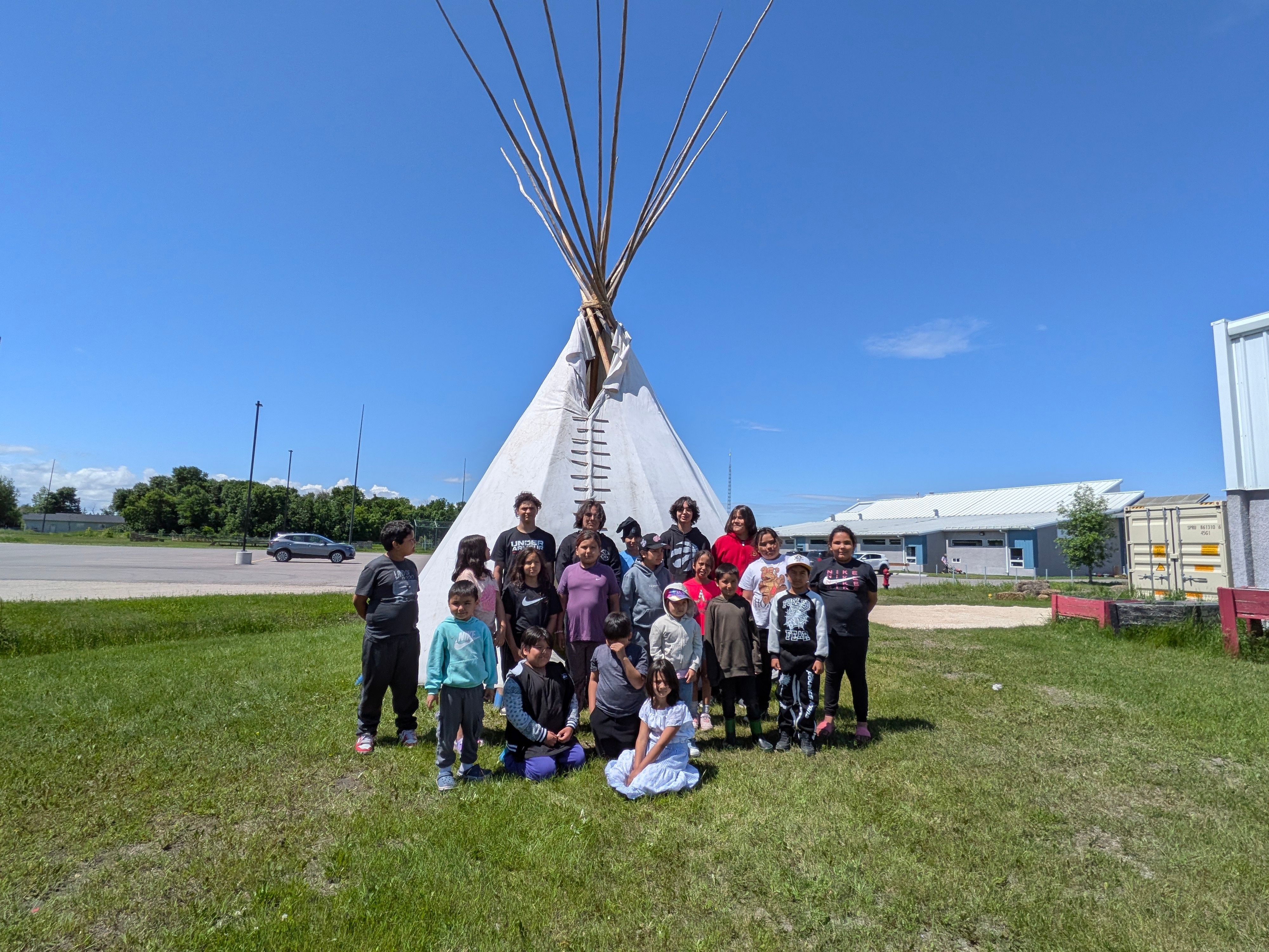 Dakota Tipi School and Culture week: strengthening language and ...