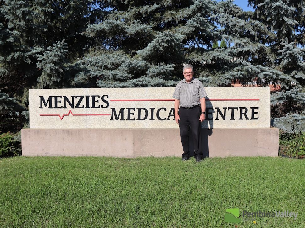 Dr. Brian Duff hangs up his stethoscope after 38 years of practice in ...