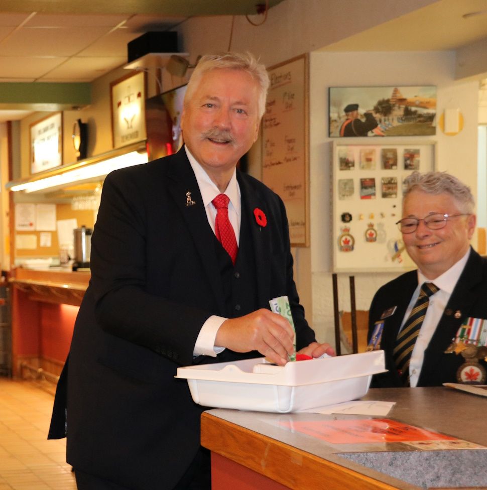 Mayor received ceremonial ‘first poppy’ on Friday - DiscoverMooseJaw ...