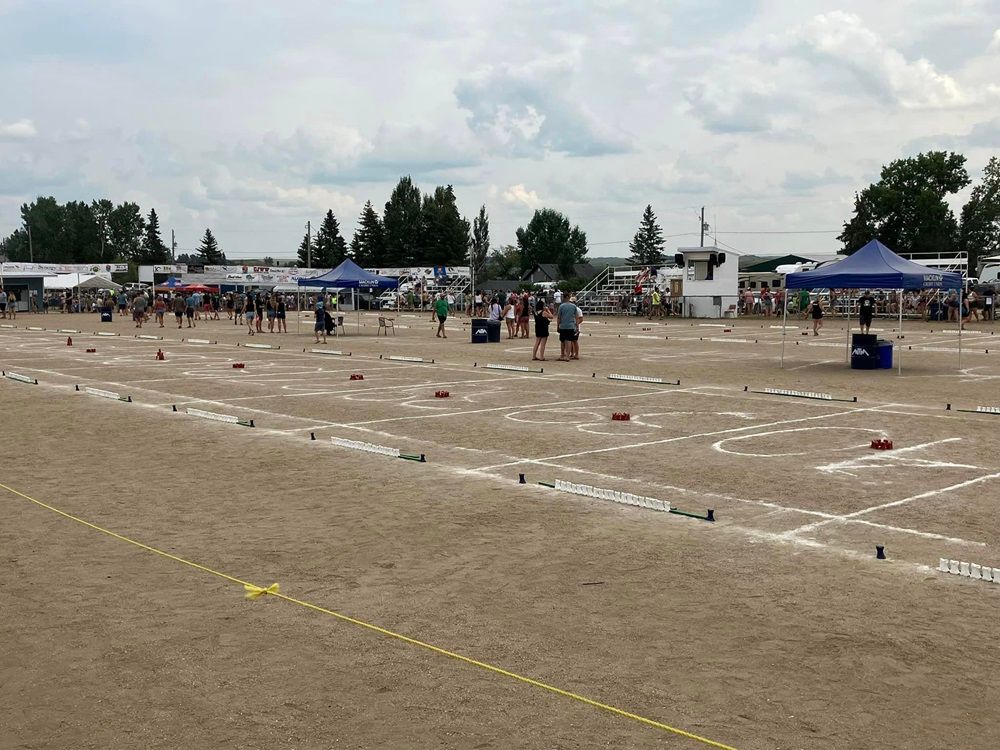 Macklin celebrates 30 years of bone tossing fun - WestCentralOnline ...