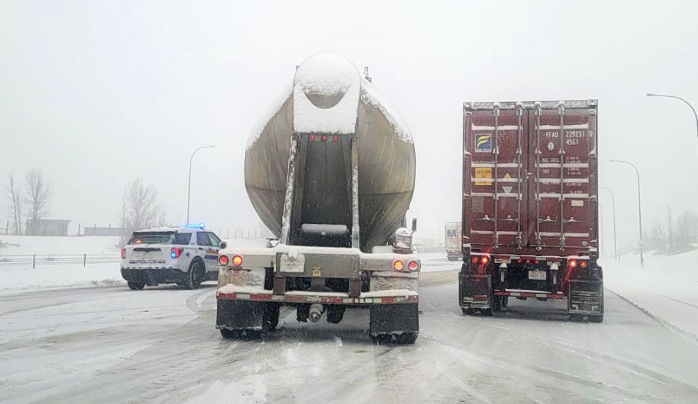 Driving conditions leave many in the ditch - HighRiverOnline.com ...