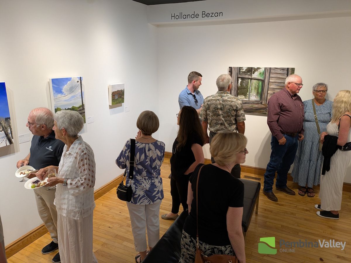 'Return to the farm' with Hollande Bezan's Gallery in the Park exhibit ...