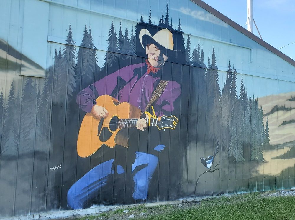 Ian Tyson memorialized at East Longview Hall - HighRiverOnline.com ...