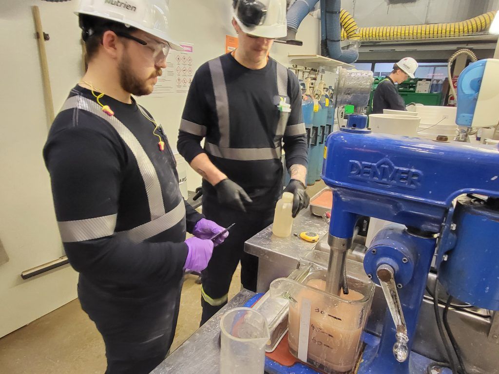 Excavating industry solutions at the Nutrien Pilot Plant - CochraneNow ...
