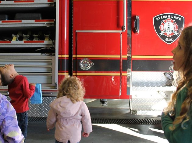 Sylvan Lake Fire Department teaches fire safety at open house ...