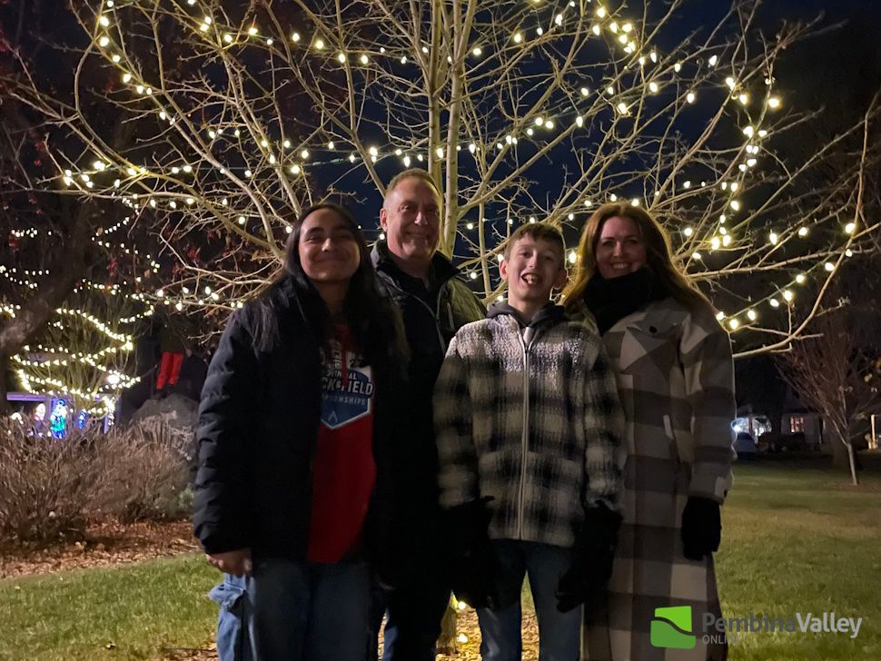 Community shines bright at Winkler’s most attended Christmas tree ...