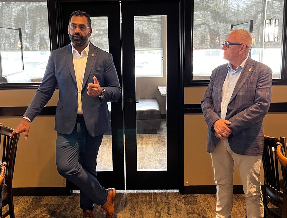 PC leader Obby Khan rallies support at Portage fundraiser ...