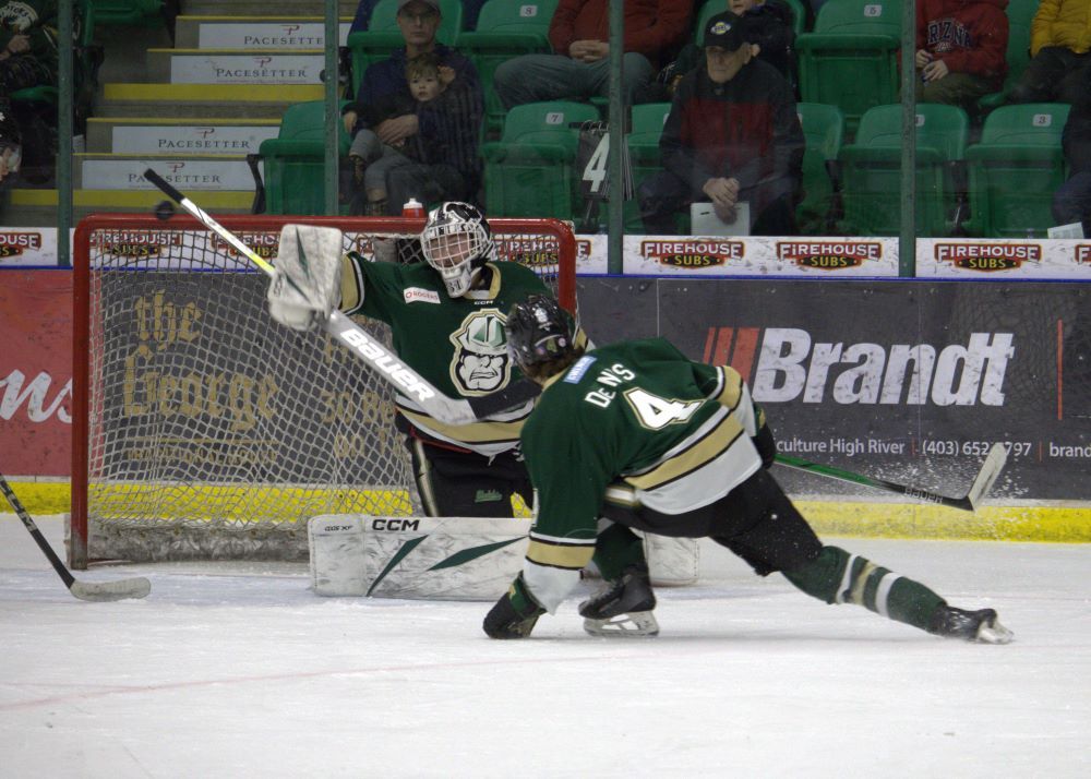 The Green and Gold are on a three-game winning streak - OkotoksOnline ...