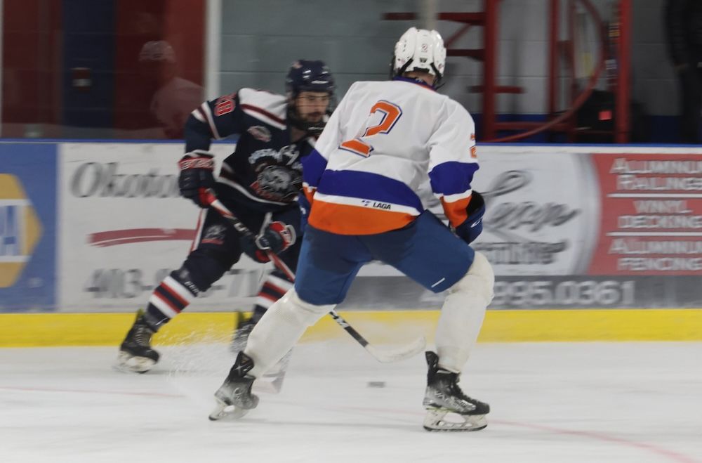 Flyers haven't lost in regulation in three straight games ...