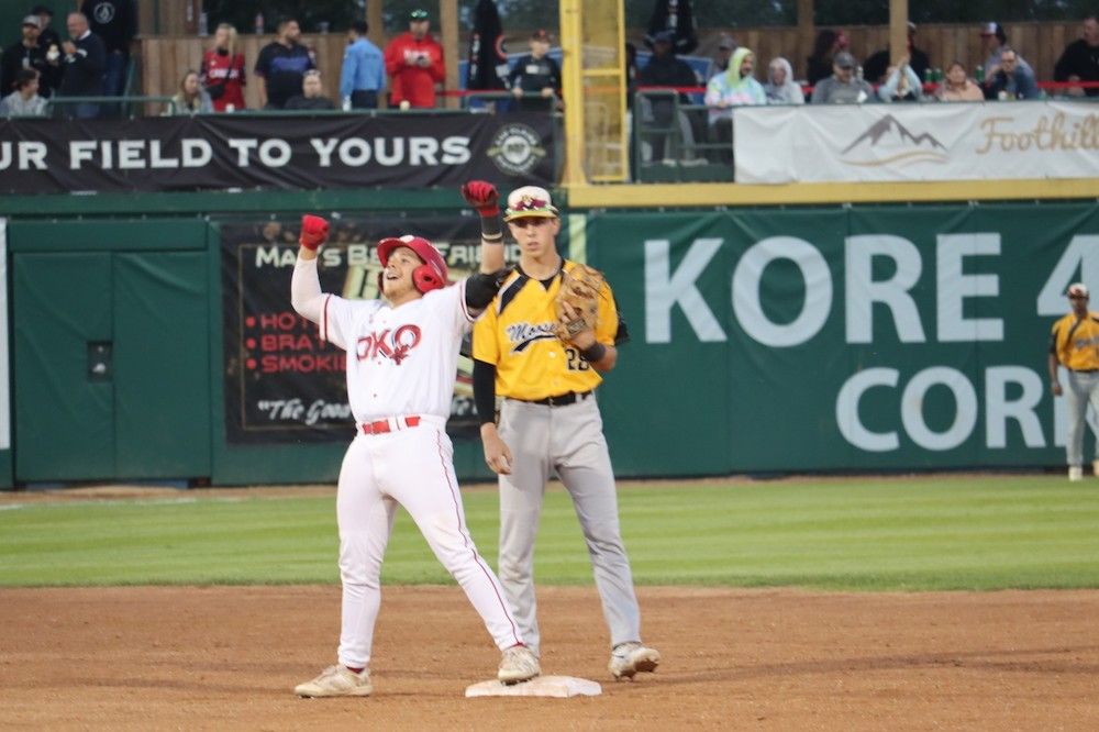 Dawgs fall short after late game comeback from Miller Express ...